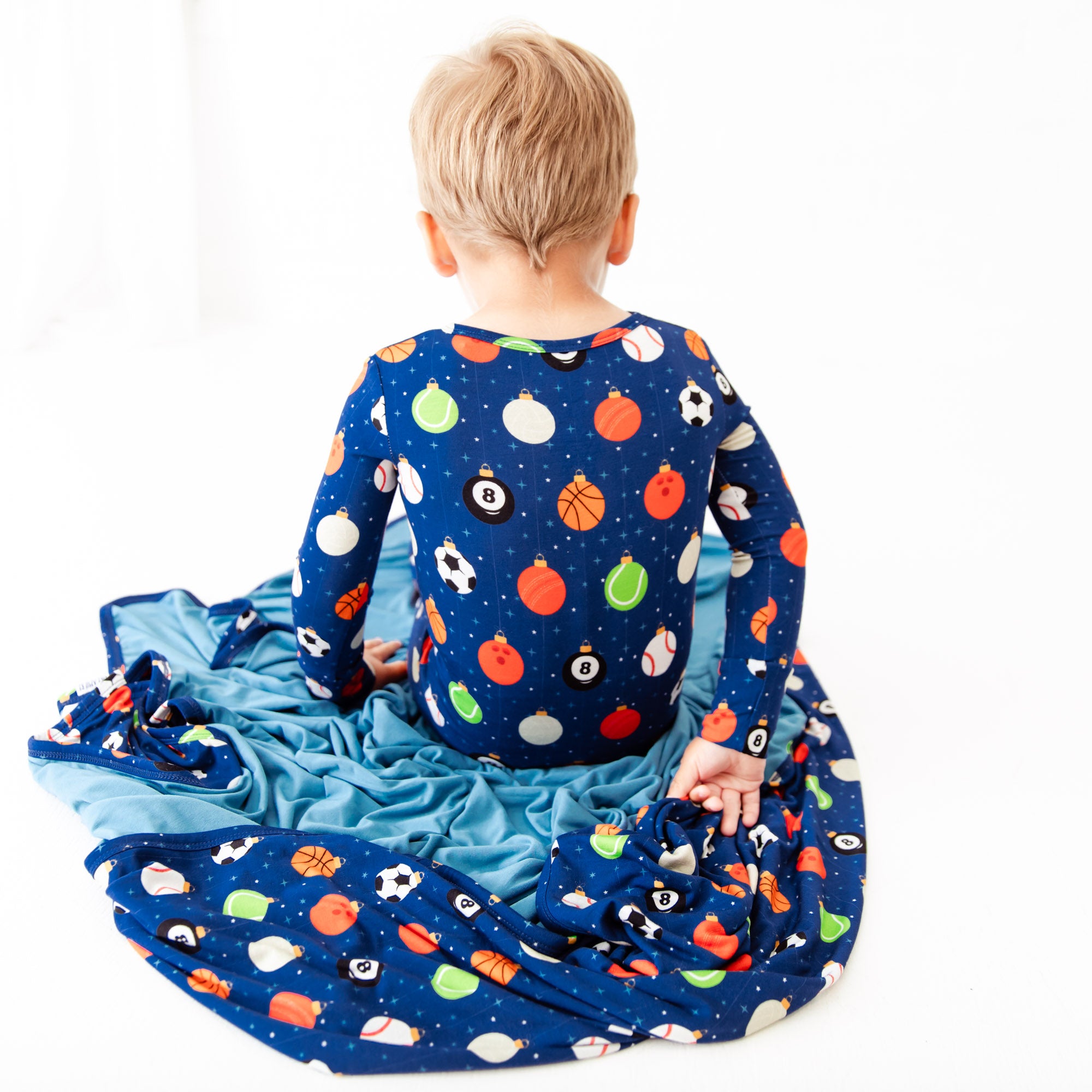 Holiday Hustle – Dreamiere